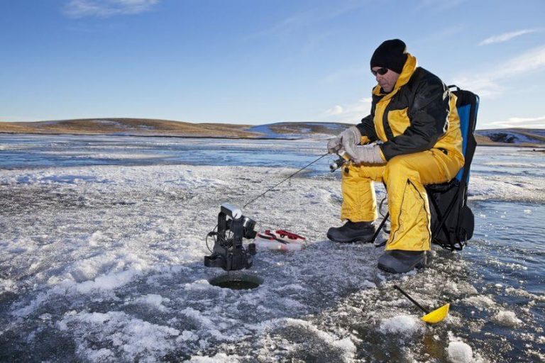 TOP 10 Best Ice Fishing Jackets (Updated for 2026)